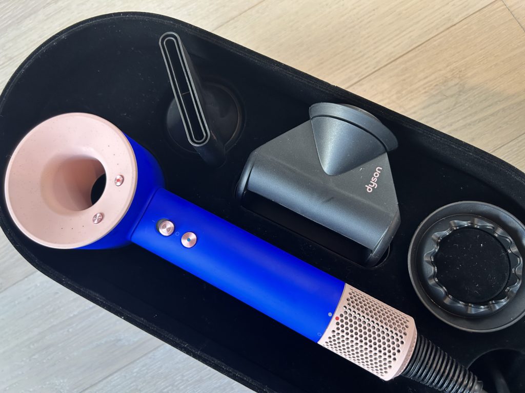 Dyson supersonic fen za kosu - SUBROSIS